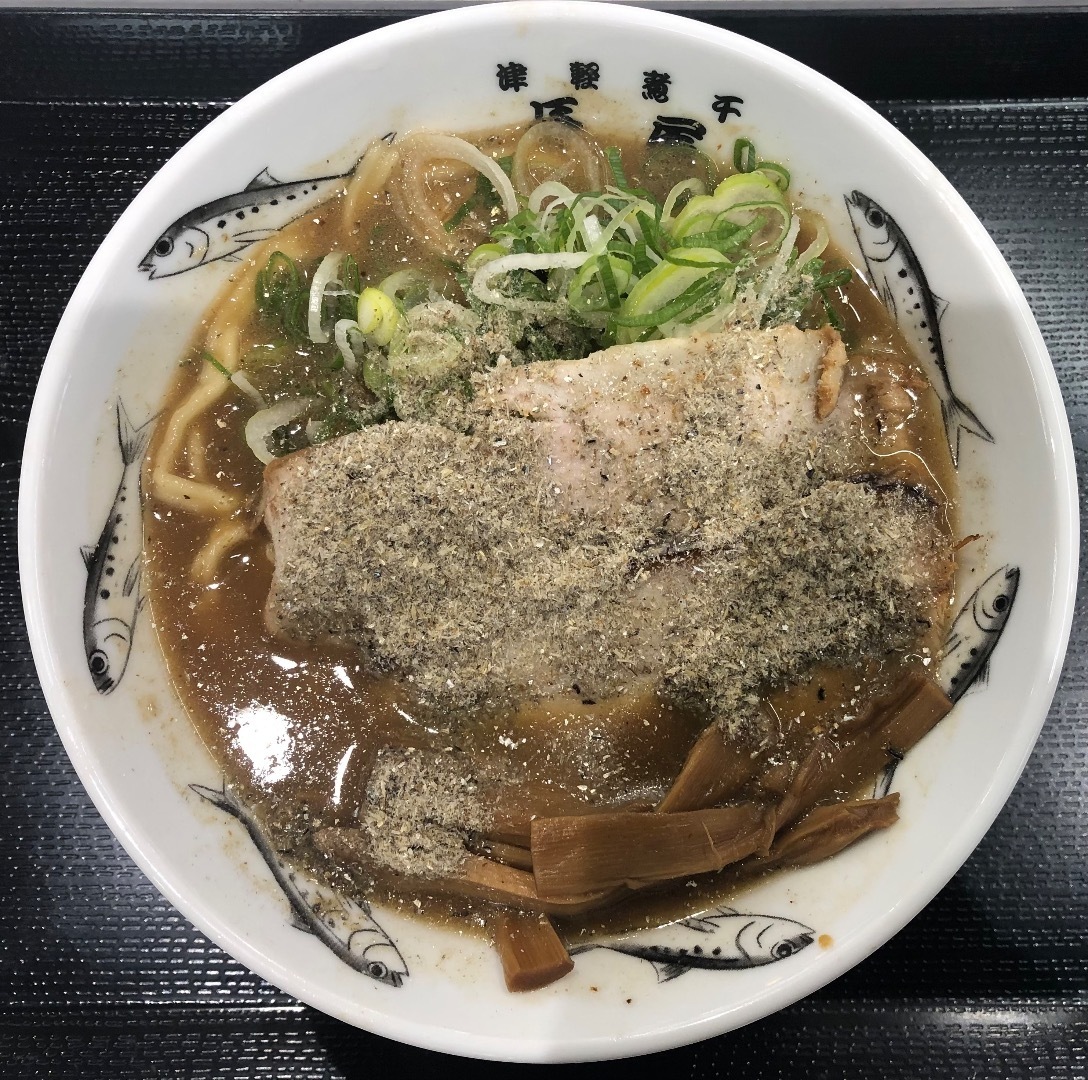 2024年の食べ初めはごぐにぼMAX〜1杯目長尾中華そば イトーヨーカドー弘前店: 工藤ハジメの墓石（はかいし）はラーメンどんぶりにしてくれ！