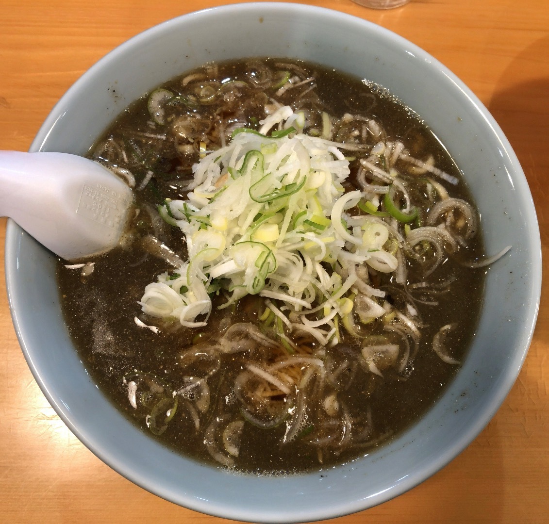 14時過ぎても混んでる〜276杯目まる鐵二代目: 工藤ハジメの墓石（はかいし）はラーメンどんぶりにしてくれ！