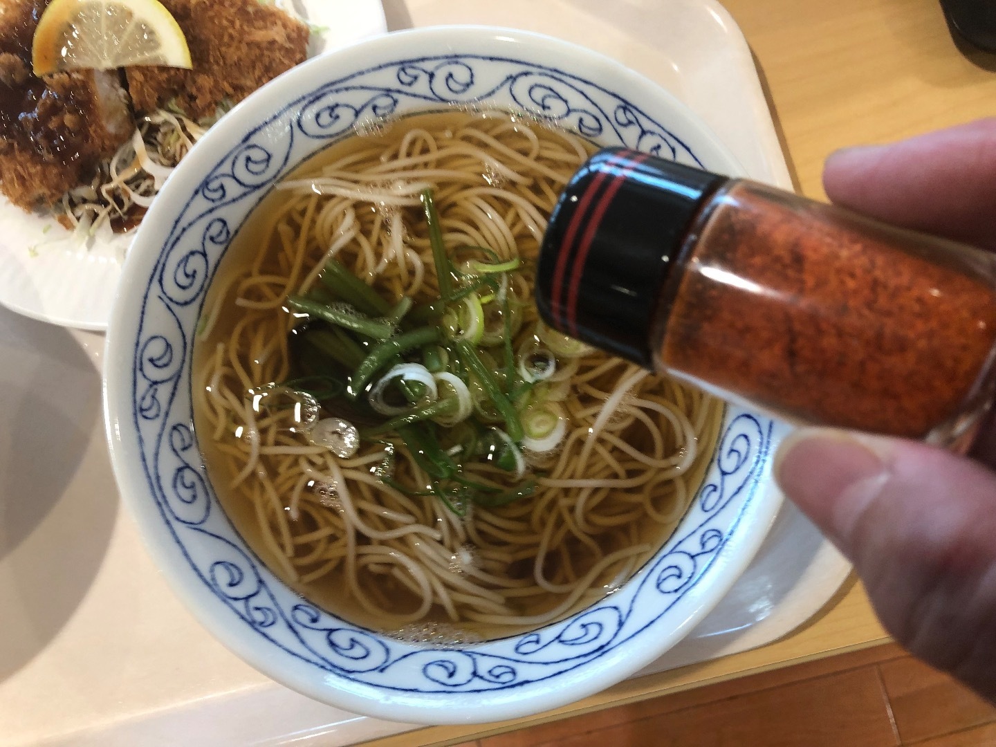 おいしい市役所の食堂5目は1麺セット〜164杯目 弘前市役所レストラン ポム Pomme: 工藤ハジメの墓石（はかいし）はラーメンどんぶりにしてくれ！